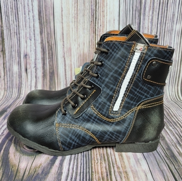 Tma Eyes | Shoes | Tma Eyes Distressed Leather Plaid Lace Up Combat ...